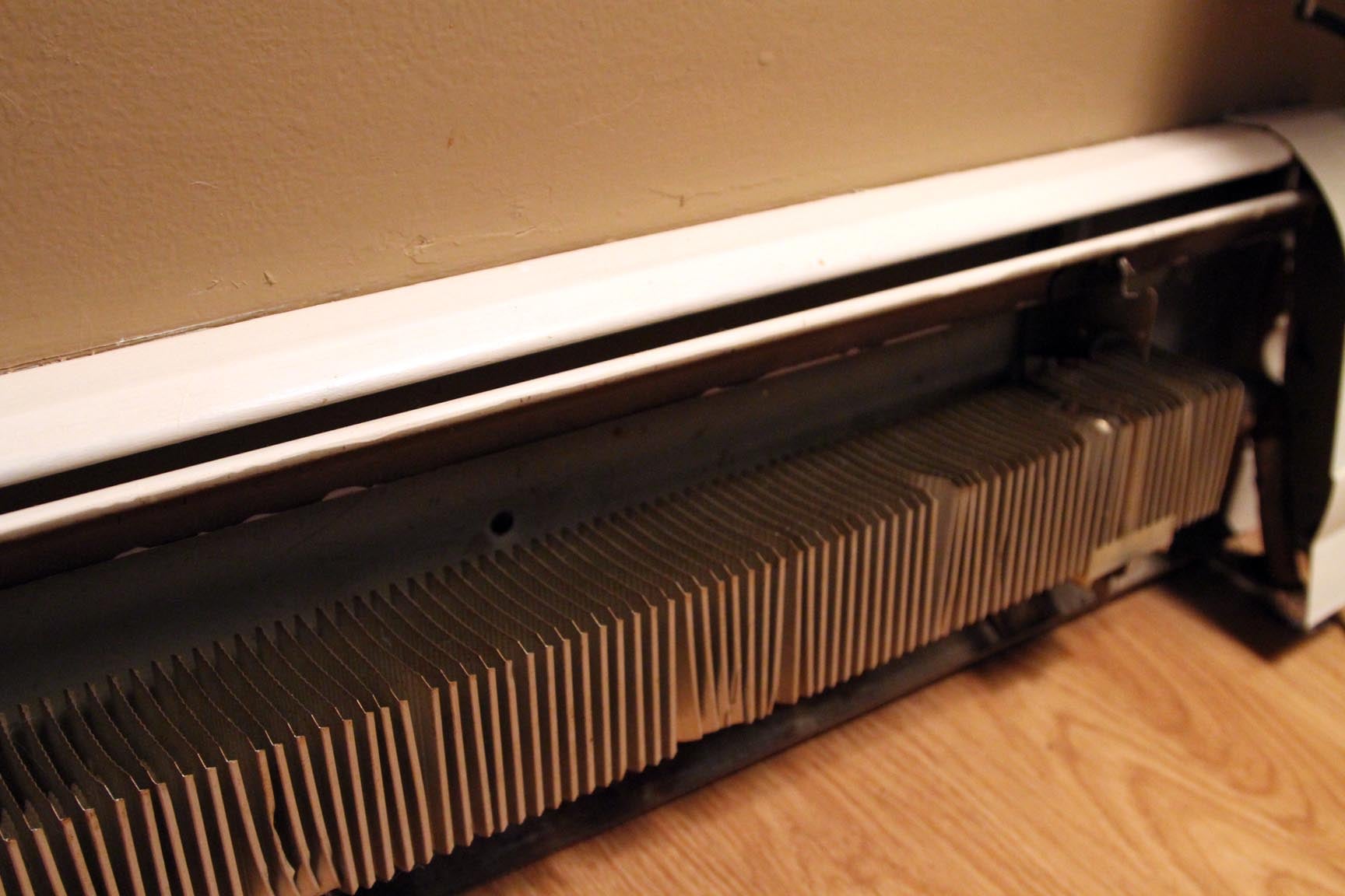 How to Prevent Black Marks on the Walls From Your Baseboard Heaters